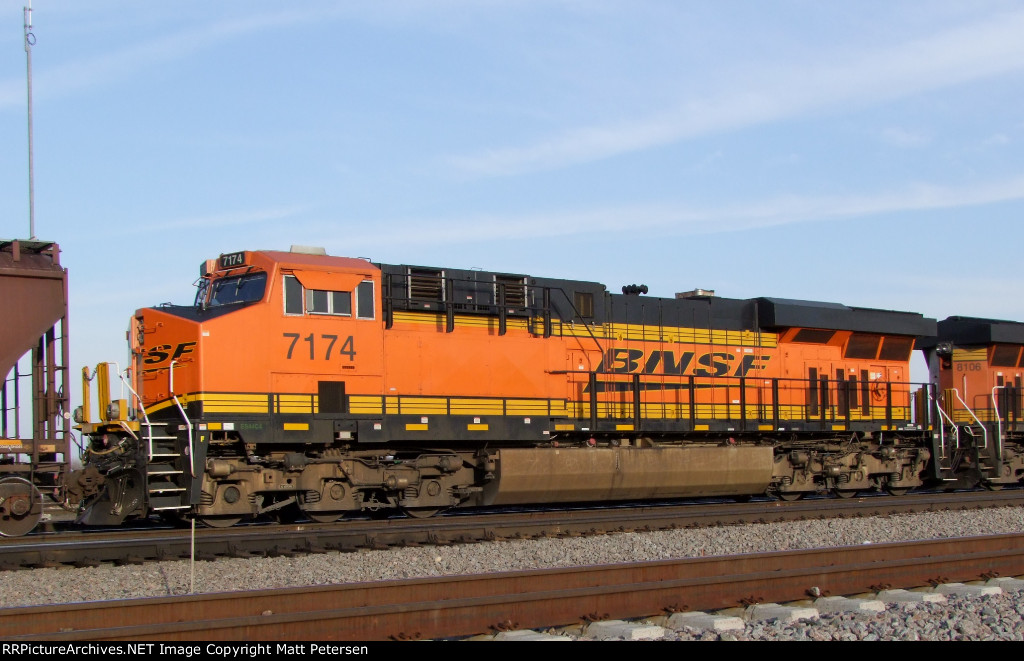 BNSF 7174